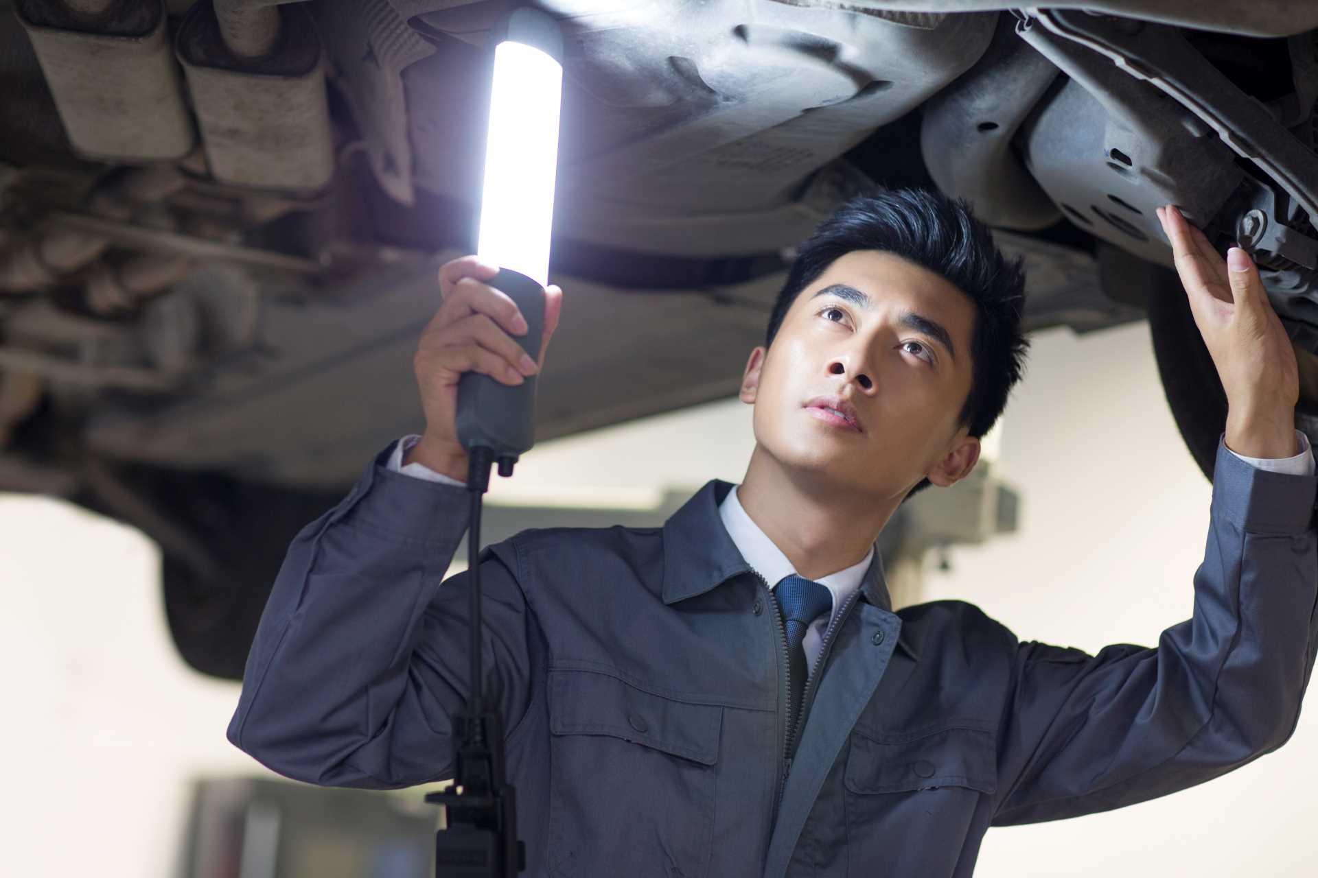 6 Simple Ways to Upgrade Your Garage
